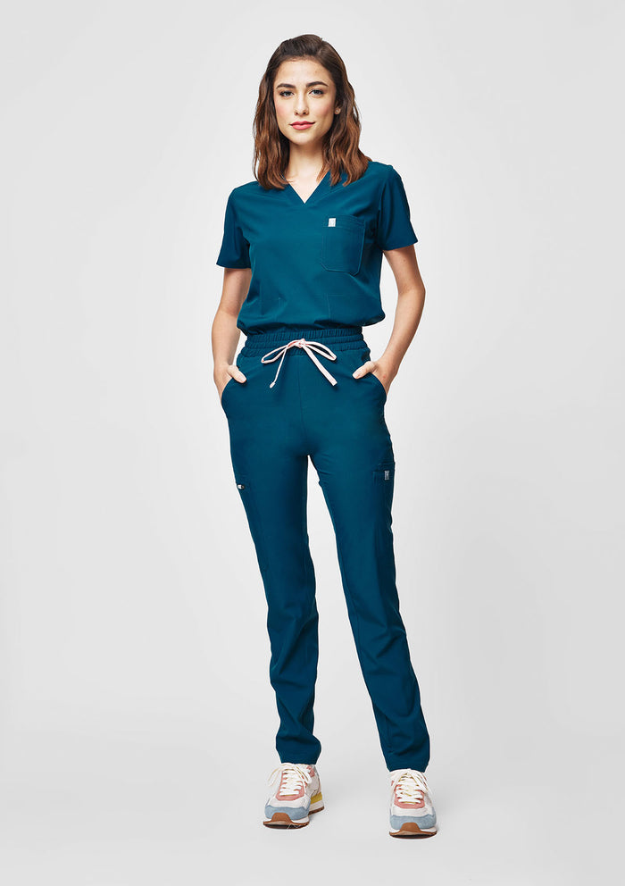4-Pocket MoveTech® Scrub Top - Women / Pacific Tide